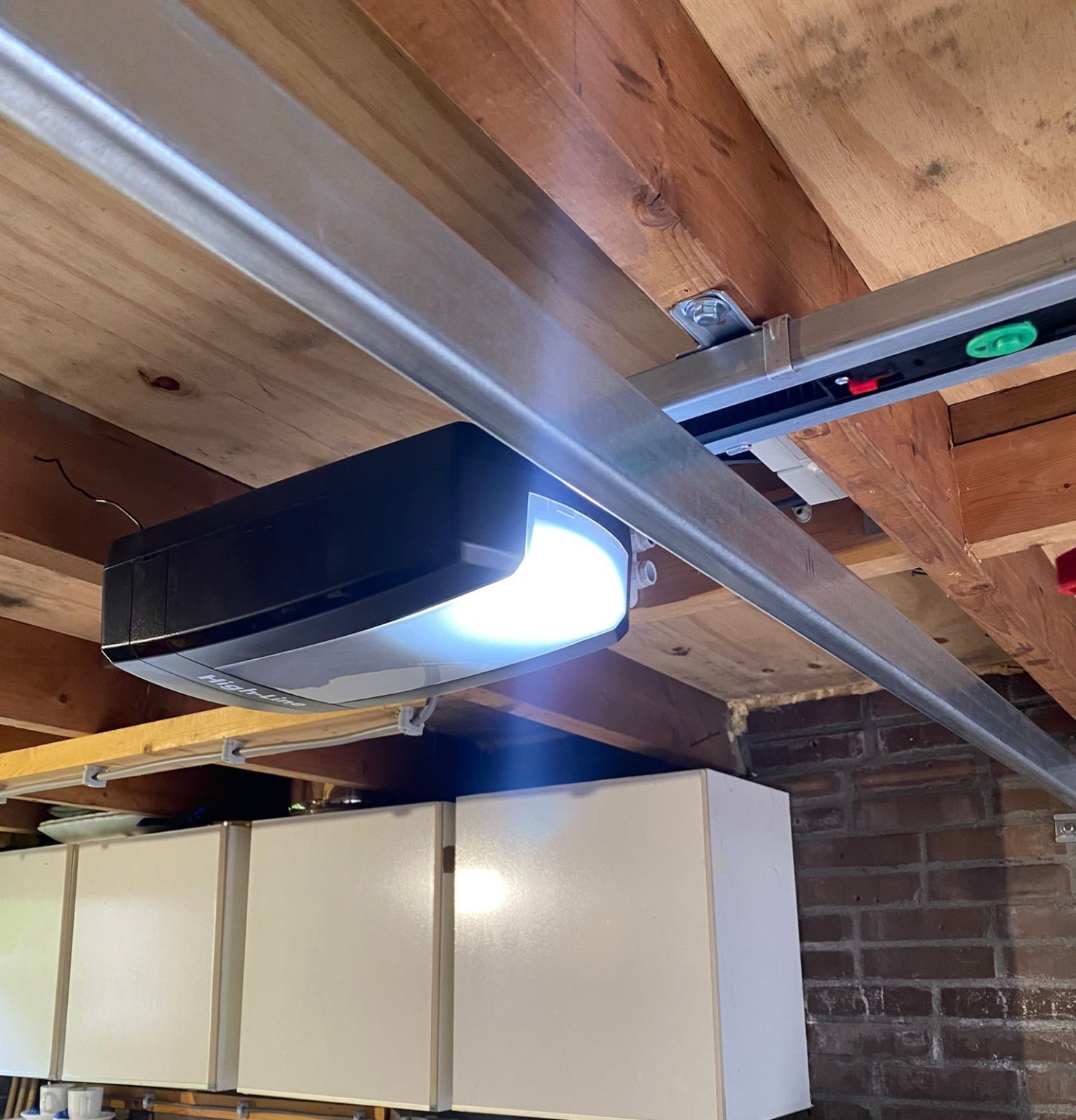 High-Line LM 15 Garagepoortaandrijving-1000N – De Garagepoort Expert